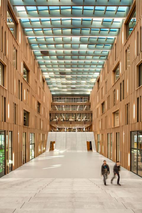 Zumtobel lights Scott Sports headquarters