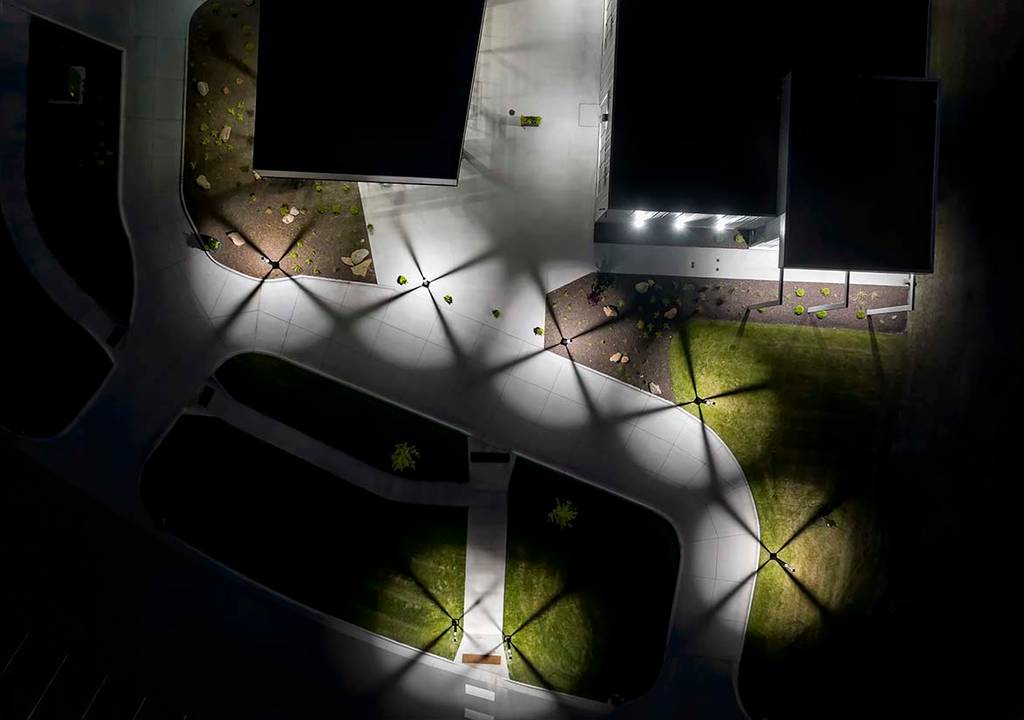 PROJECT FOCUS: Landscape lighting is a ‘good neighbour’ in residential ...