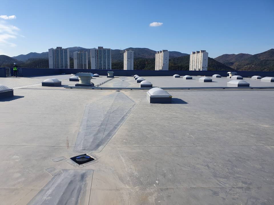 Incheon Airport selects Geberit Pluvia roof drainage system again for ...