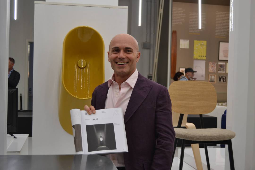 NIDO By SIMAS, The Design Urinal For The Bathroom, Signed By Simone ...