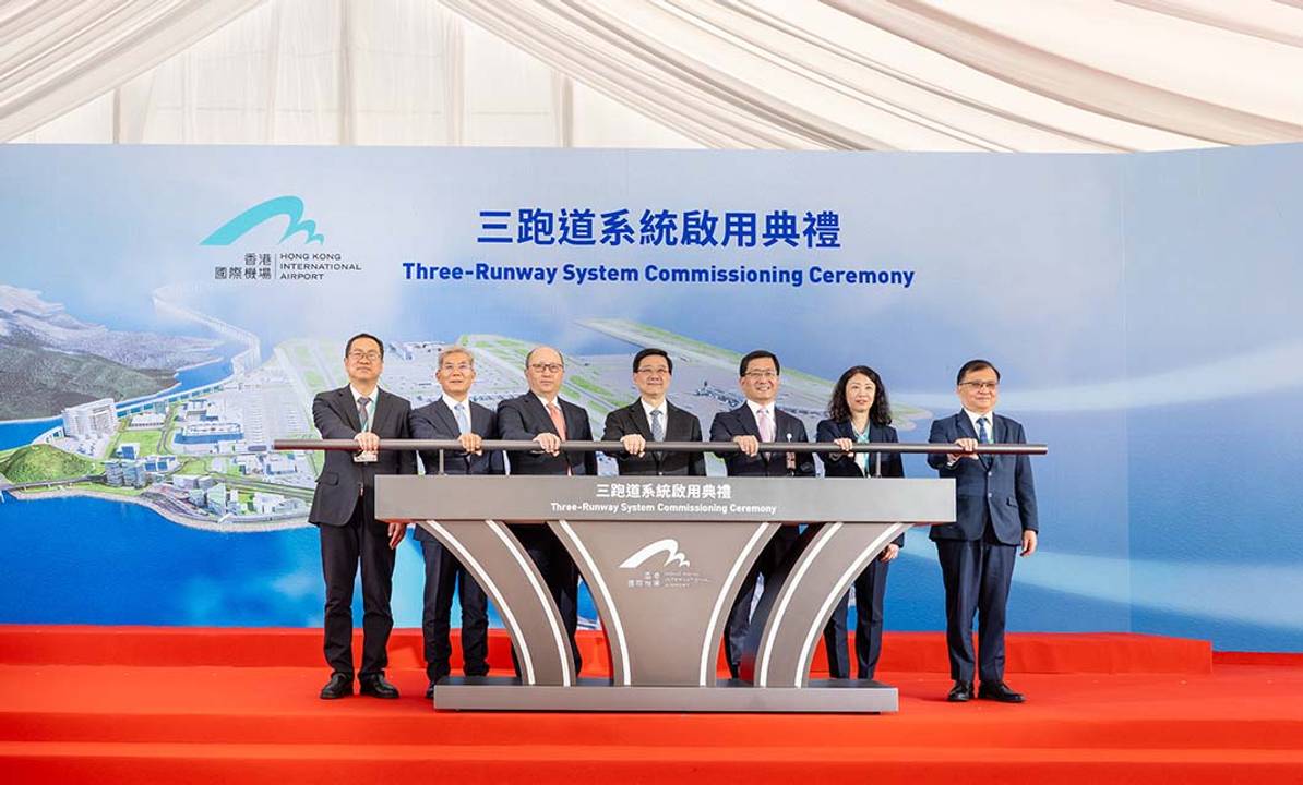 Three-runway system at Hong Kong International Airport fully commissioned