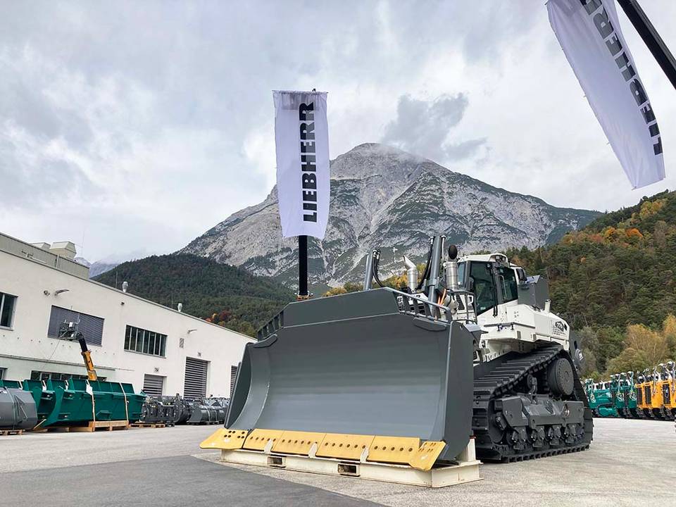 Liebherr’s Generation 8 crawler dozers for global markets